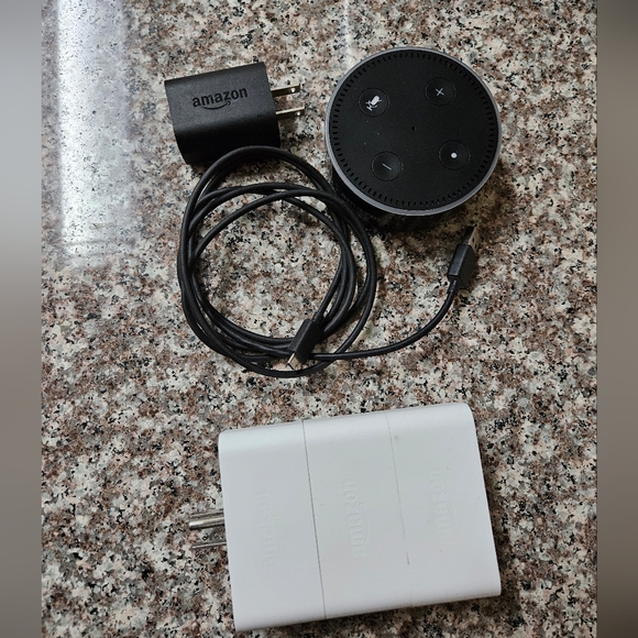 Amazon | Other | Echo Dot And 3 Amazon Smart Plugs | Poshmark